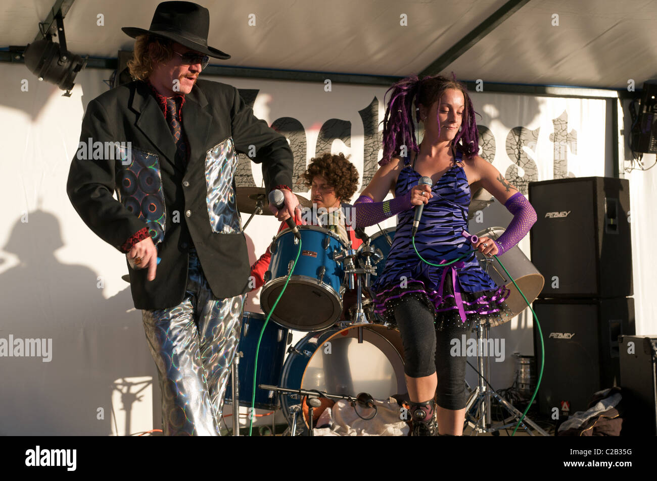 Pop dancers hi-res stock photography and images - Alamy