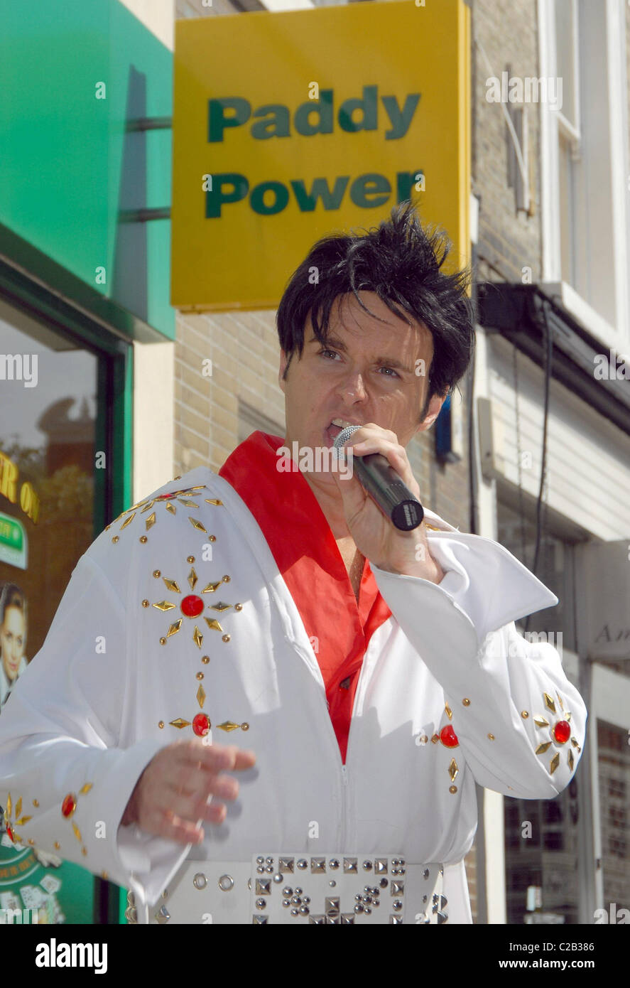 Best Welsh Elvis Photocall Welsh Elvis impersonator Andy Woodward poses ...