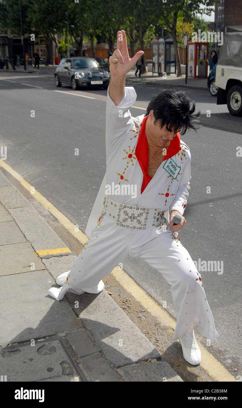 Best Welsh Elvis Photocall Welsh Elvis impersonator Andy Woodward poses ...