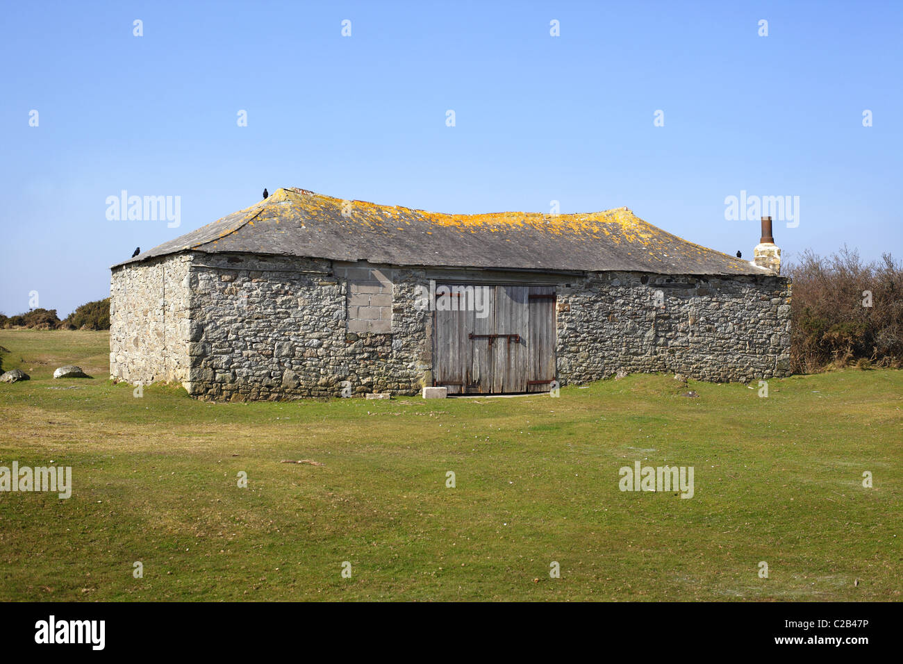 Old barn uk hi-res stock photography and images - Alamy