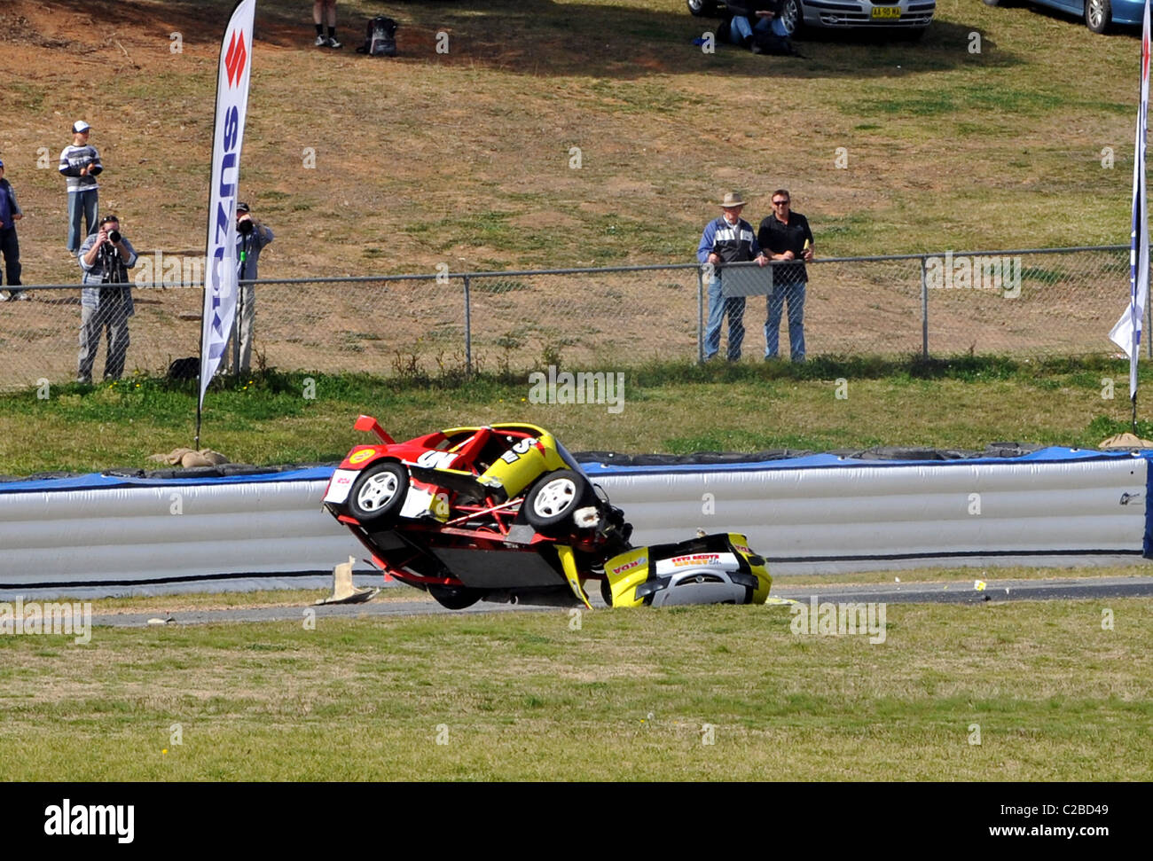 Aussie TG Presenter Crash Top Gear Australia presenter Steve Pizzati ...