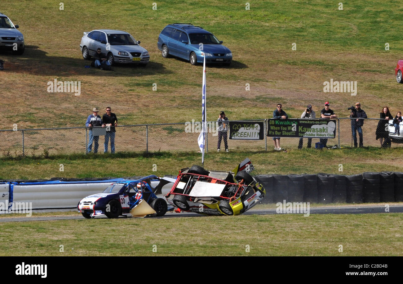 Aussie TG Presenter Crash Top Gear Australia presenter Steve Pizzati ...