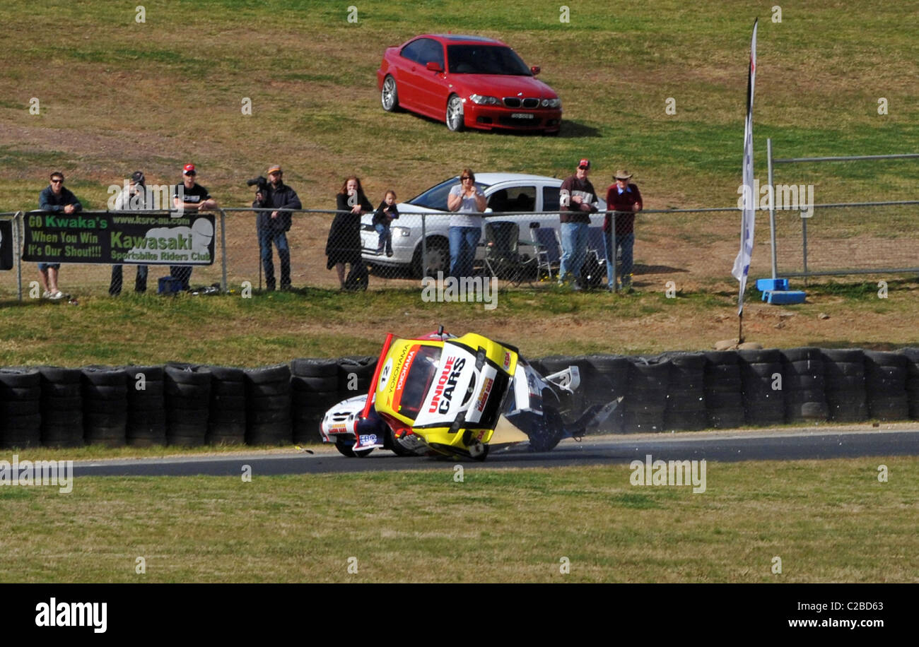 Aussie TG Presenter Crash Top Gear Australia presenter Steve Pizzati ...