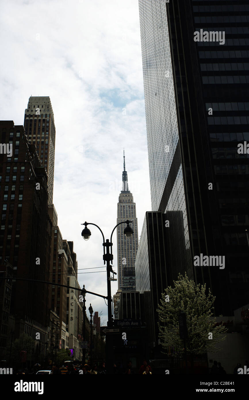 Empire state building heart hi-res stock photography and images - Alamy