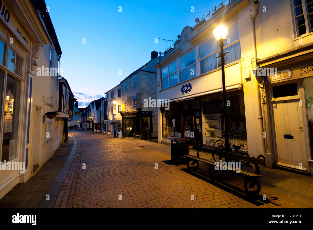West street faversham night kent hi-res stock photography and images ...