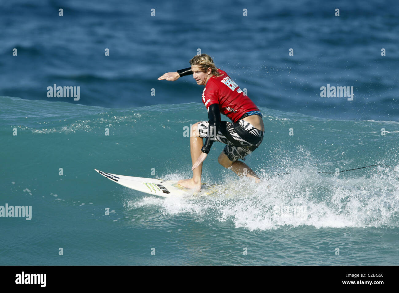 MATTHEW BROMLEY SOUTH AFRICAN PRO SURFER SOUTH AFRICAN PRO SURFER ...