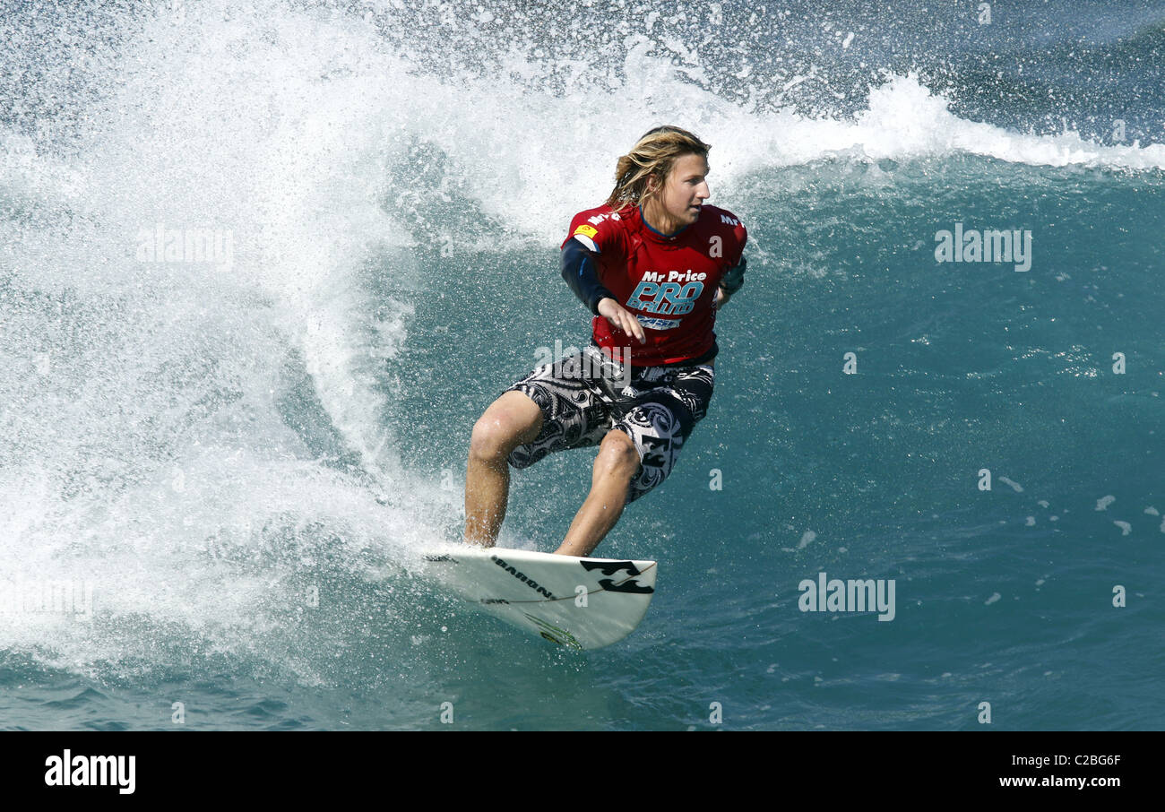 MATTHEW BROMLEY SOUTH AFRICAN PRO SURFER SOUTH AFRICAN PRO SURFER ...