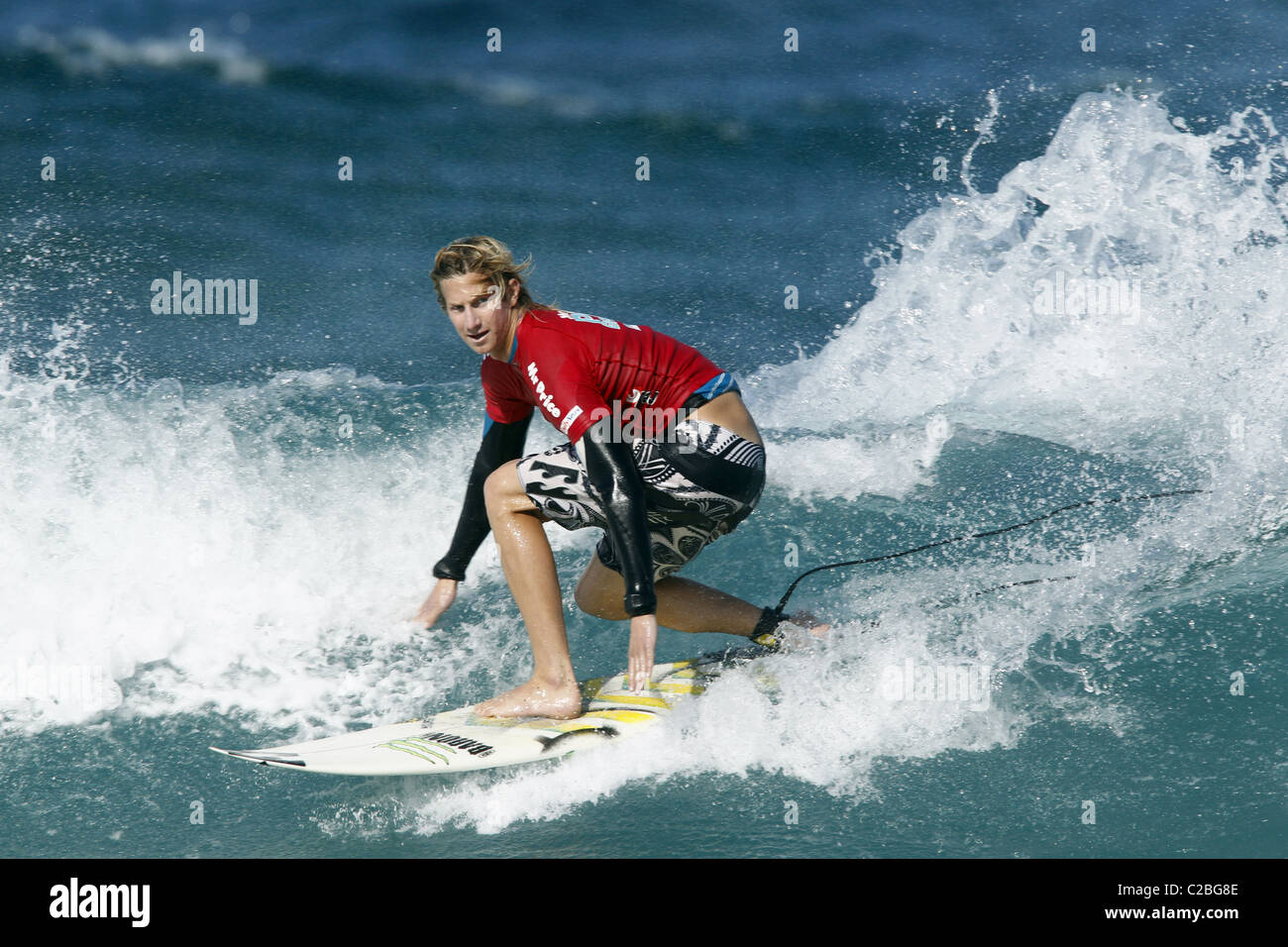 MATTHEW BROMLEY SOUTH AFRICAN PRO SURFER SOUTH AFRICAN PRO SURFER ...