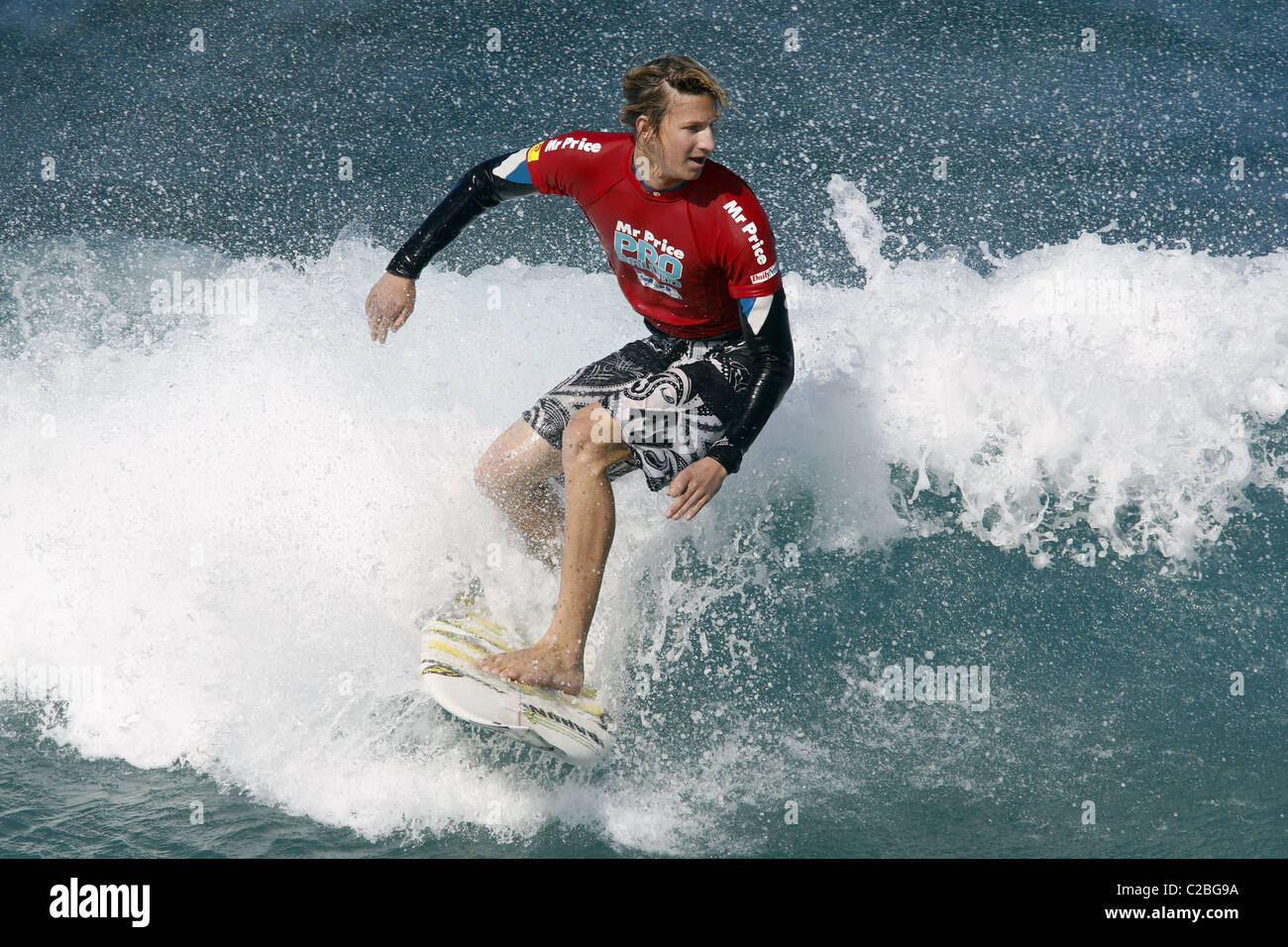 MATTHEW BROMLEY SOUTH AFRICAN PRO SURFER SOUTH AFRICAN PRO SURFER ...
