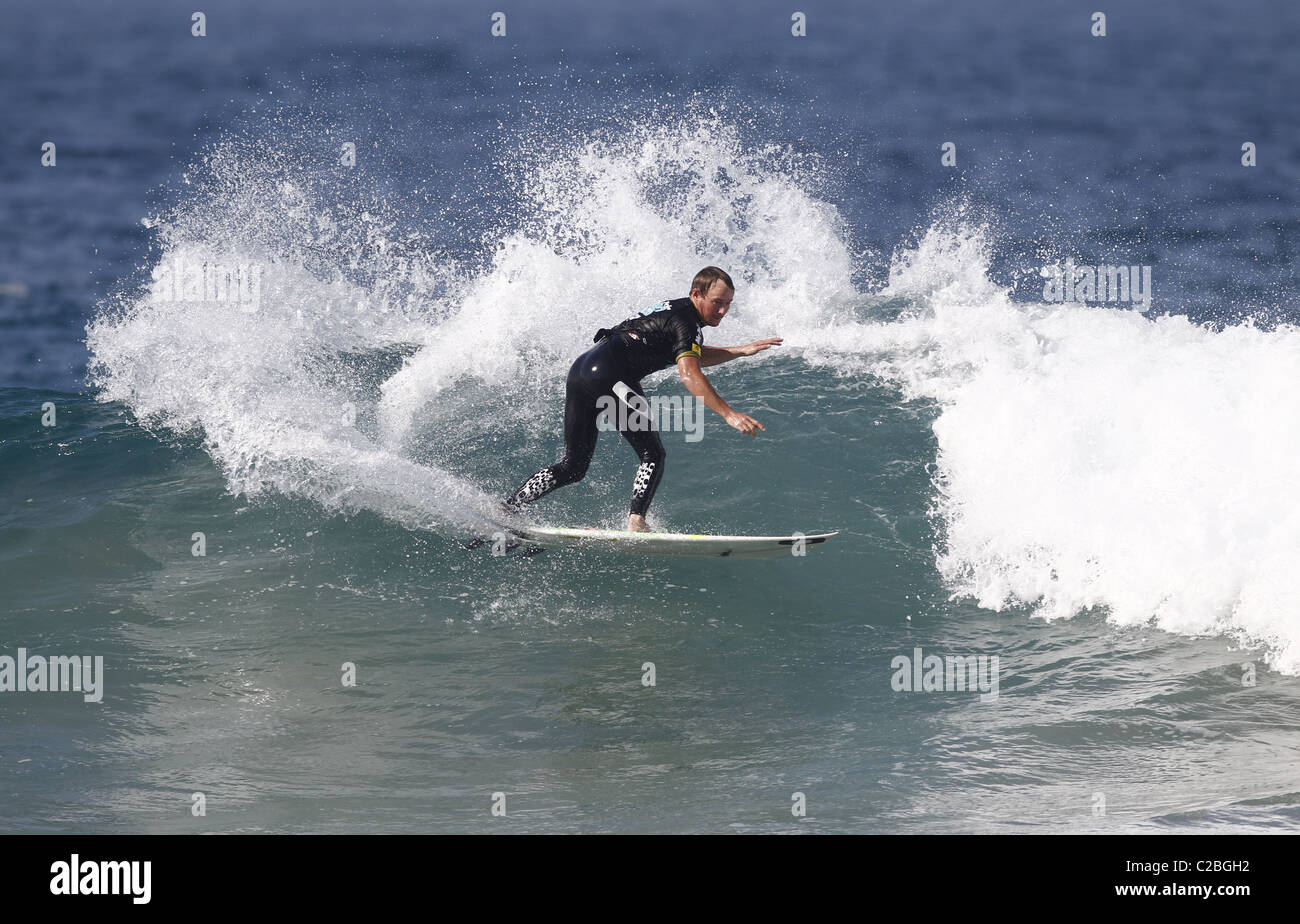 RICKY BASNETT SOUTH AFRICAN PRO SURFER SOUTH AFRICAN PRO SURFER BALLITO ...