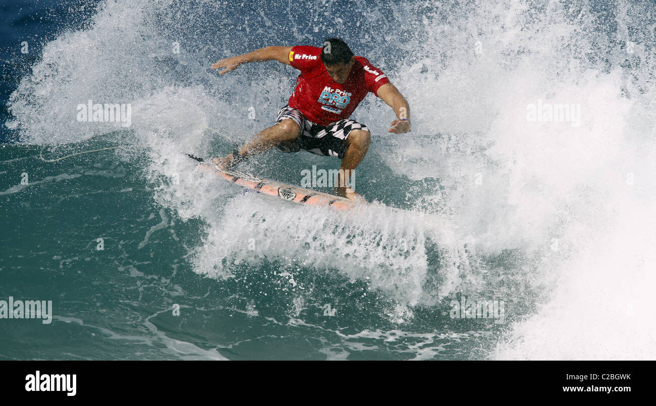 SHANE THORNE SOUTH AFRICAN PRO SURFER SOUTH AFRICAN PRO SURFER BALLITO ...