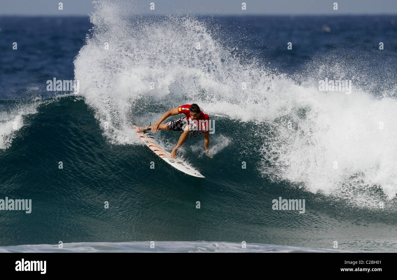 SHANE THORNE SOUTH AFRICAN PRO SURFER SOUTH AFRICAN PRO SURFER BALLITO ...