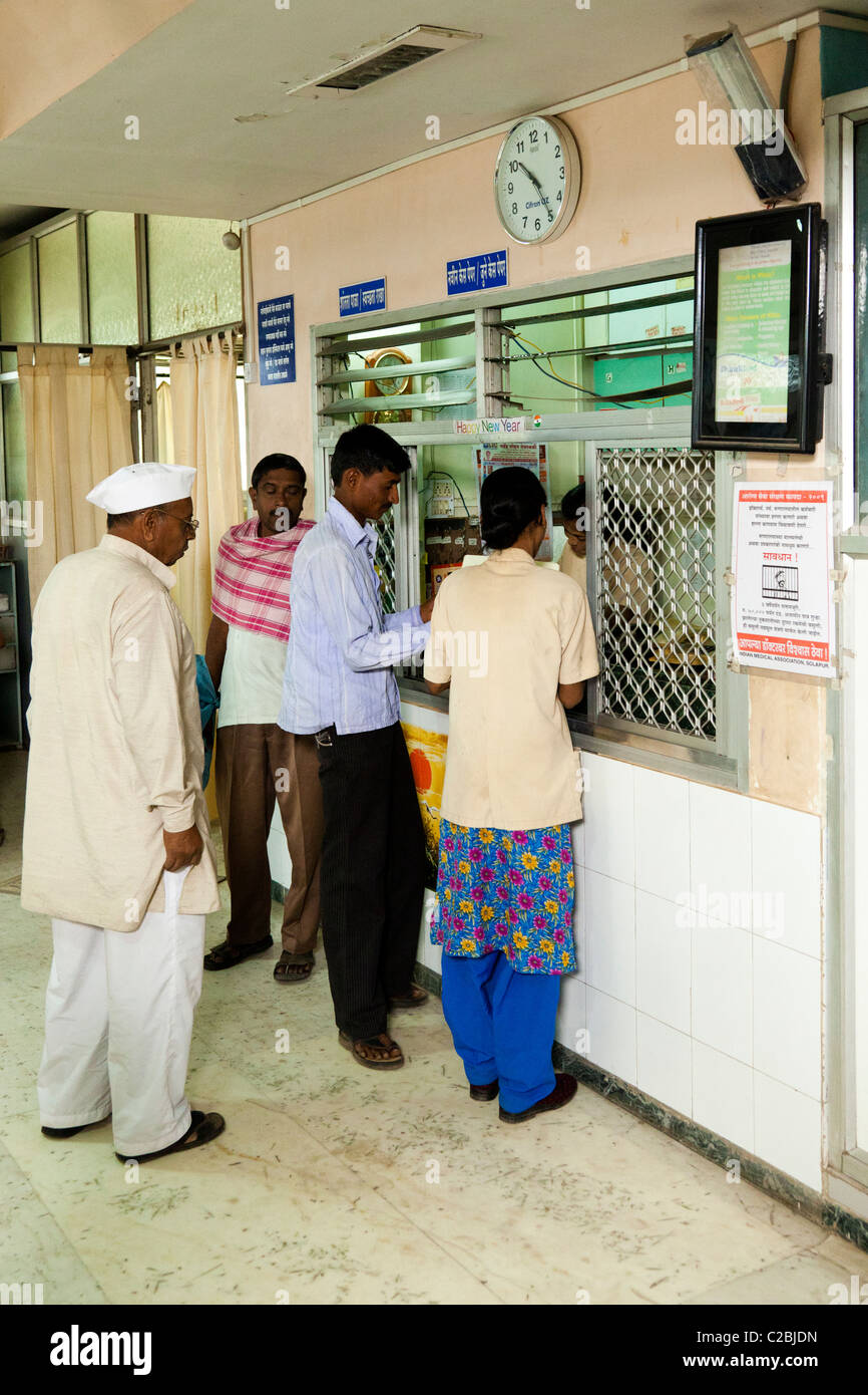 Hospital reception, indian hi-res stock photography and images - Alamy