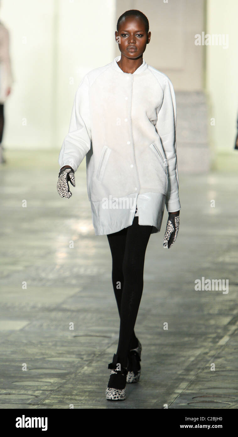 Unique catwalk hi-res stock photography and images - Alamy