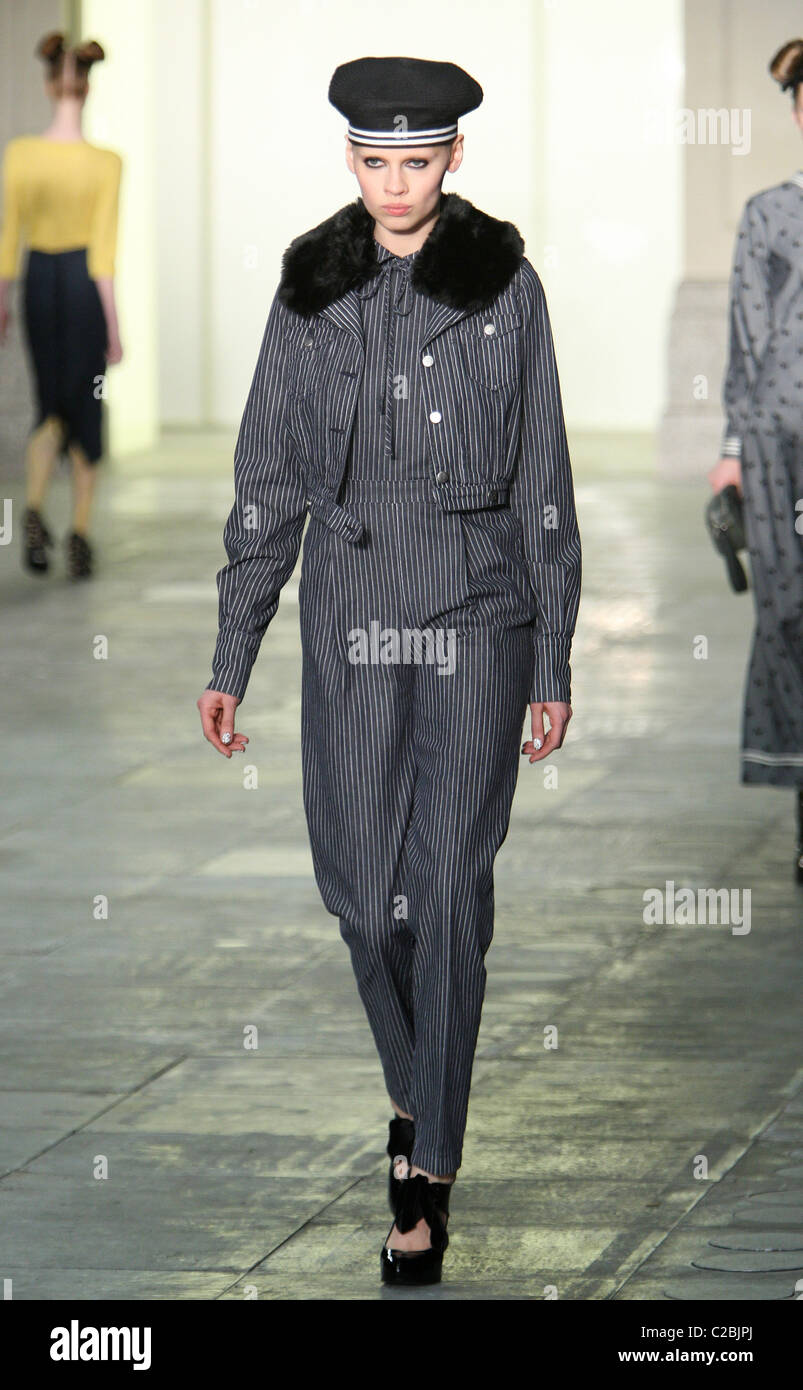 The unique catwalk hi-res stock photography and images - Alamy