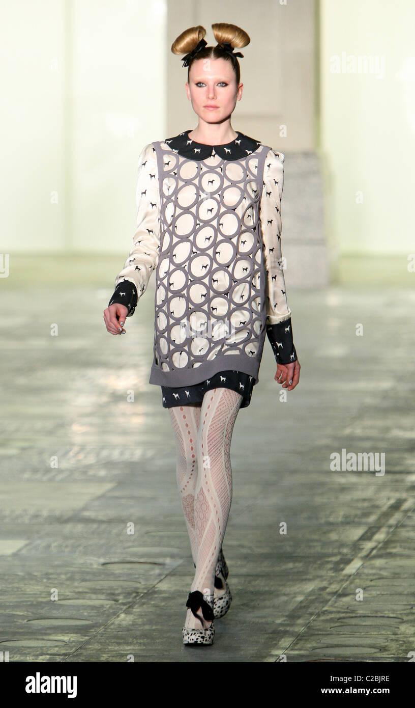 Unique catwalk AW 2011/12 at London Fashion Week Stock Photo - Alamy