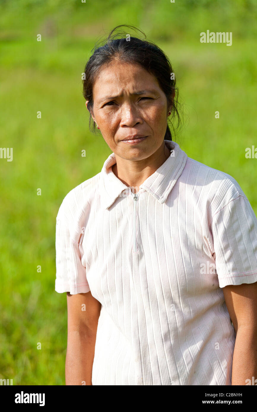 Portrait of a Filipino woman in a field Stock Photo - Alamy