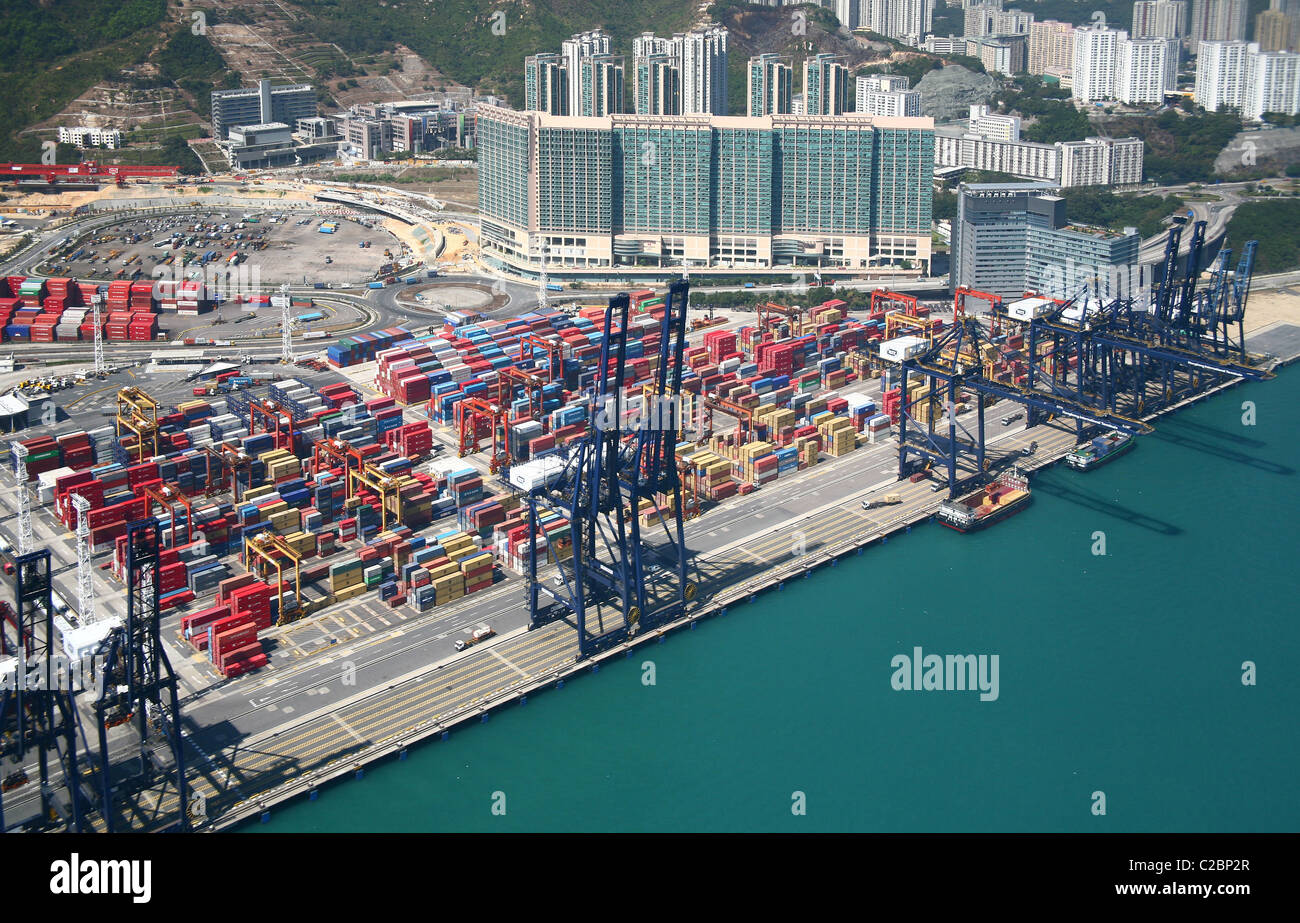 Aerial terminal shot hi-res stock photography and images - Alamy