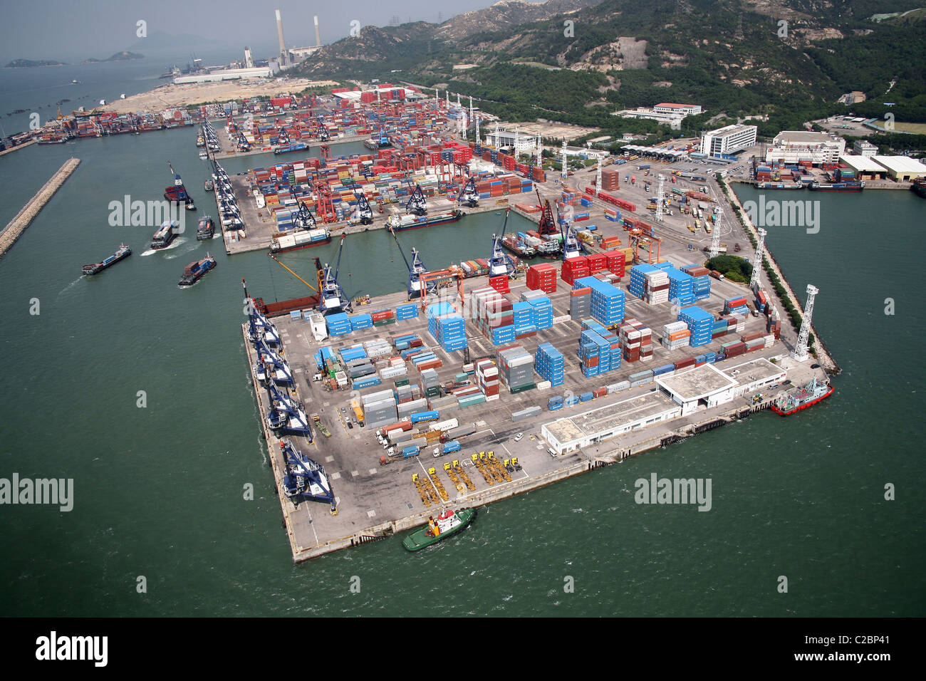Hong kong container terminal hi-res stock photography and images - Alamy
