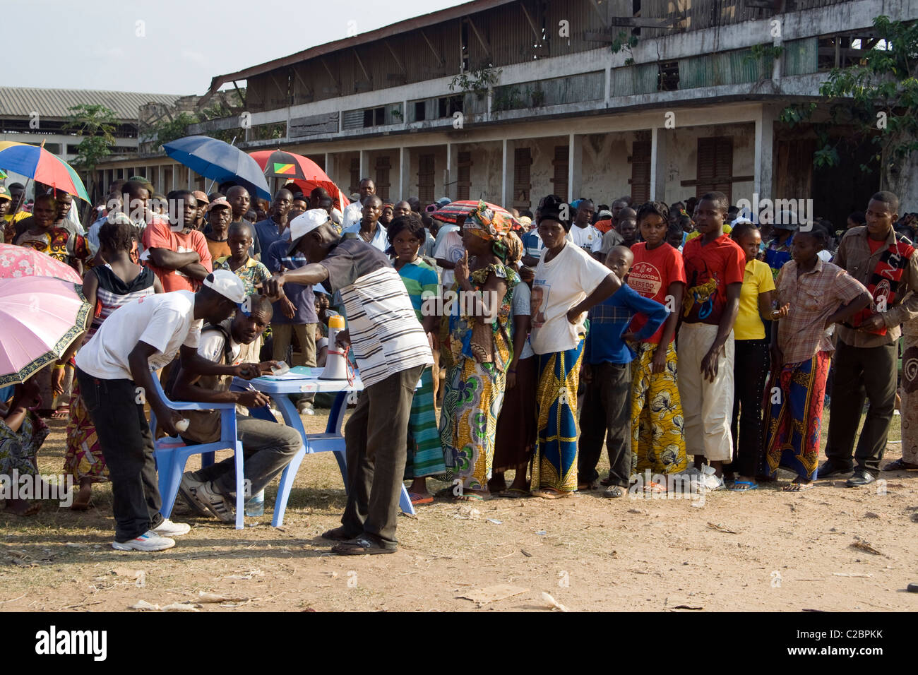 Distribution of food for refugees ,Betou ,Ubangi River ,Republic of ...