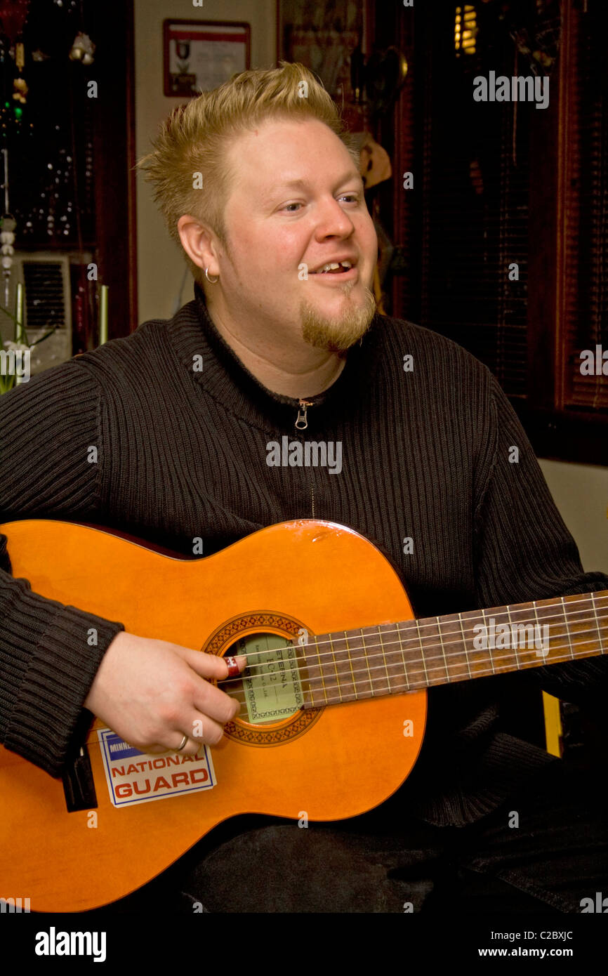 Head shot performing singing hi-res stock photography and images - Alamy