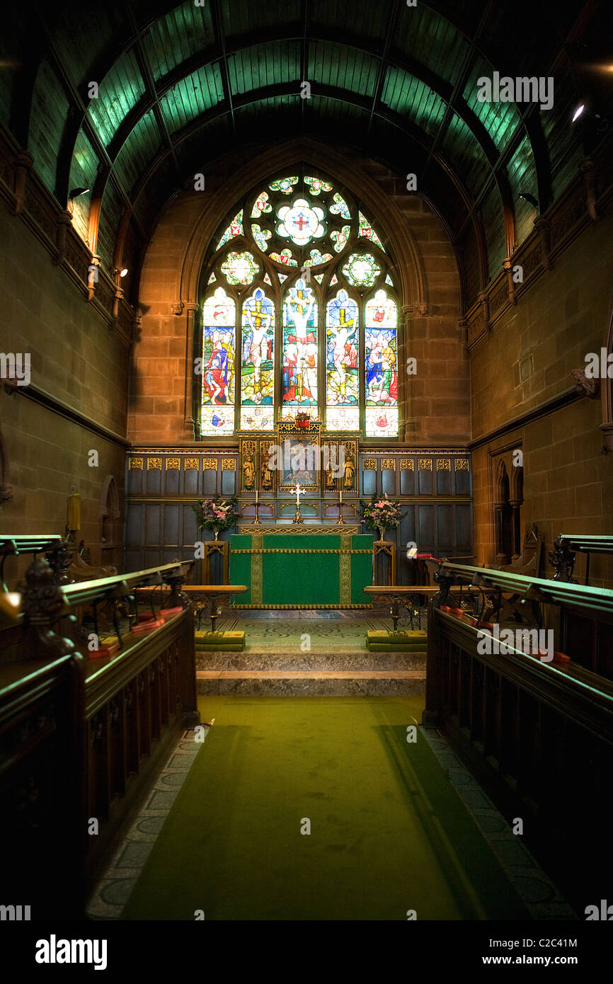 Altar stained glass hi-res stock photography and images - Alamy