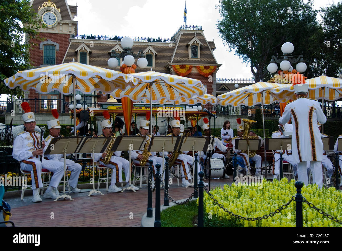Musicians at Disneyland Amusement Park, California USA Stock Photo - Alamy