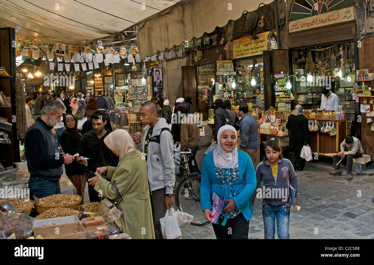 Damascus Syria Bazaar Souk Souq market shop Stock Photo - Alamy