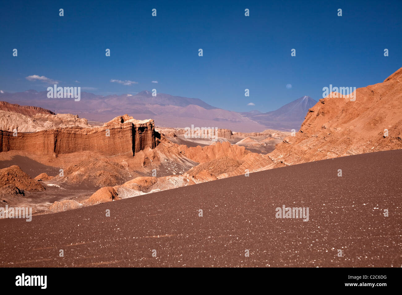 Valle de la luna, san pedro de atacama hi-res stock photography and images - Alamy