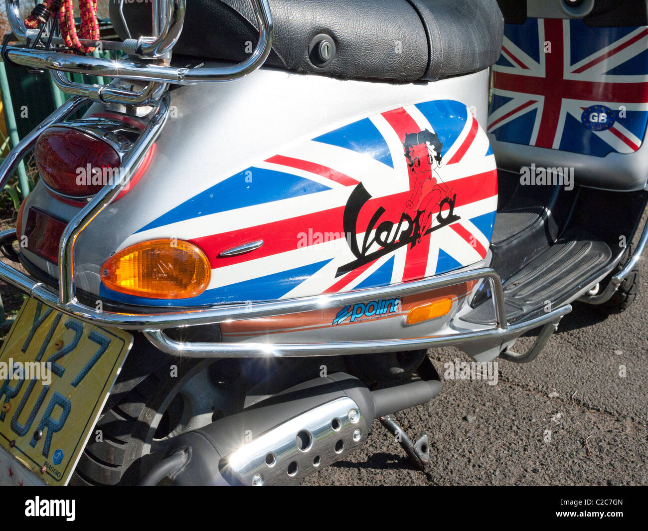 Flag vespa hi-res stock photography and images - Alamy