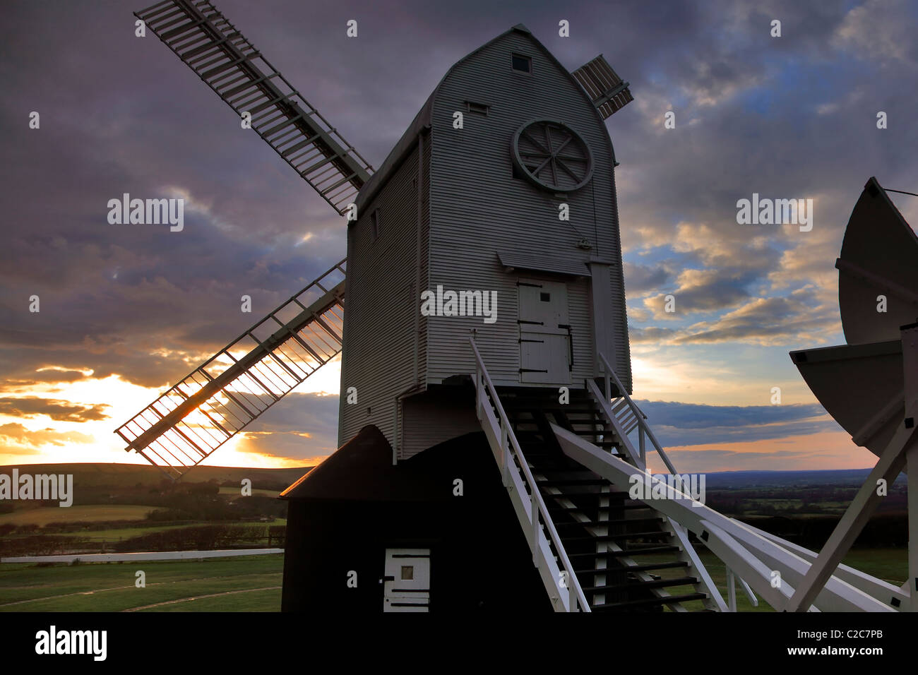 Grade 2 listed structures hi-res stock photography and images - Alamy