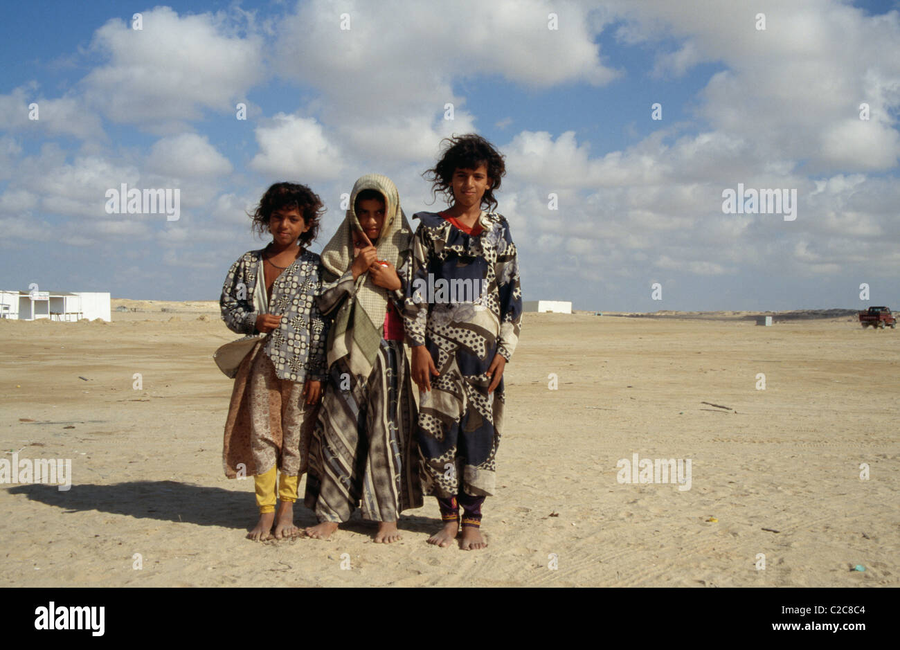Oman desert children hi-res stock photography and images - Alamy