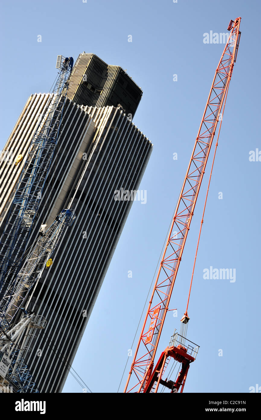 Tower 42 Formally Nat West Headquarters London England Stock Photo - Alamy