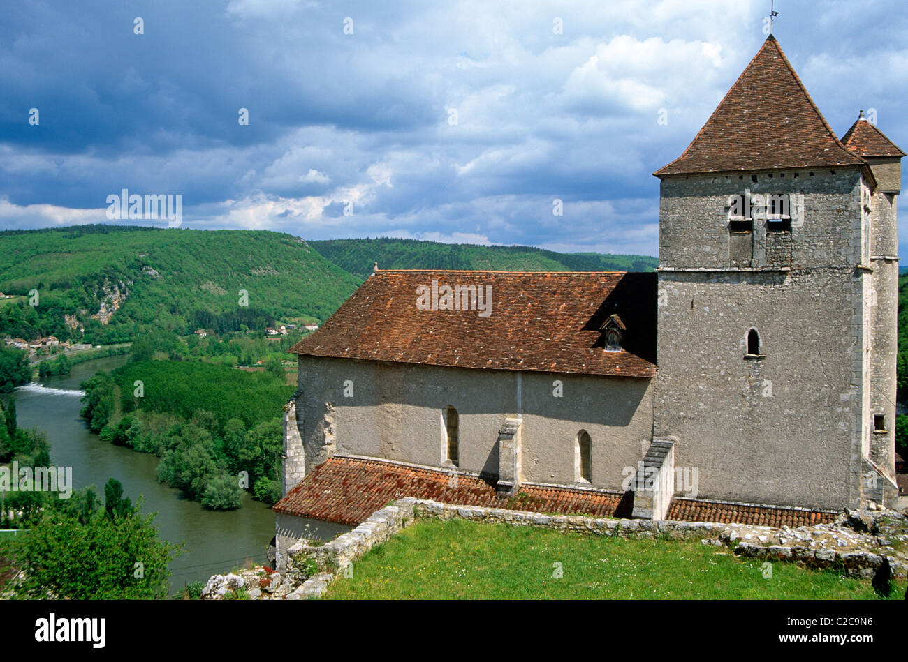Colombage building in france hi-res stock photography and images - Alamy