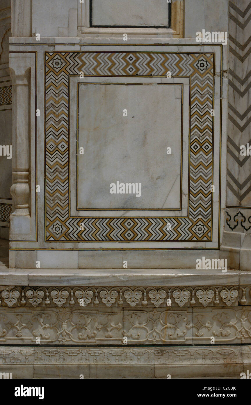 Marble inlay work taj mahal hi-res stock photography and images - Alamy