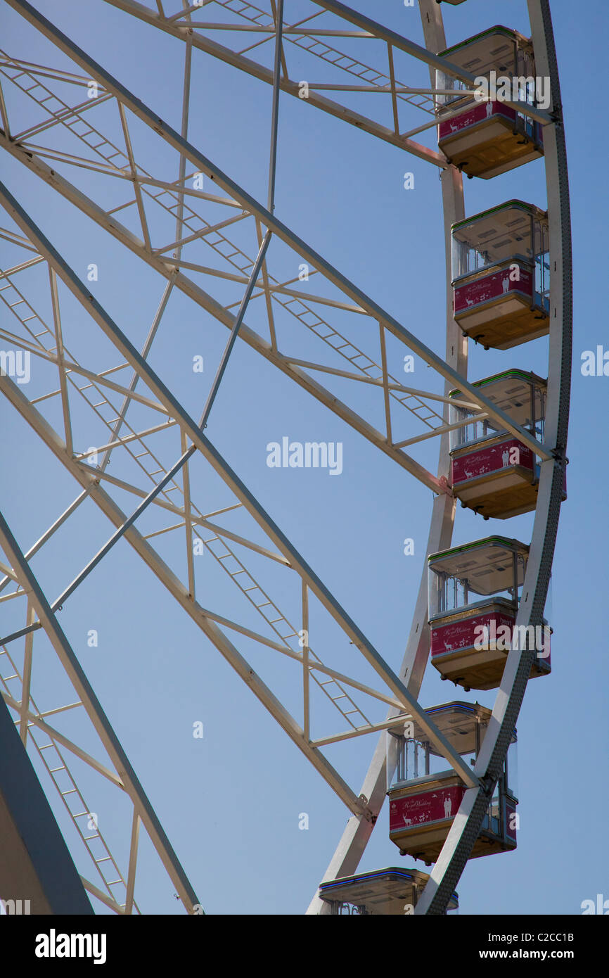 Observation wheel in Hyde Park, London, UK Stock Photo - Alamy