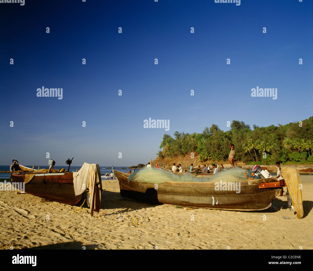 Goa boats baga hi-res stock photography and images - Alamy