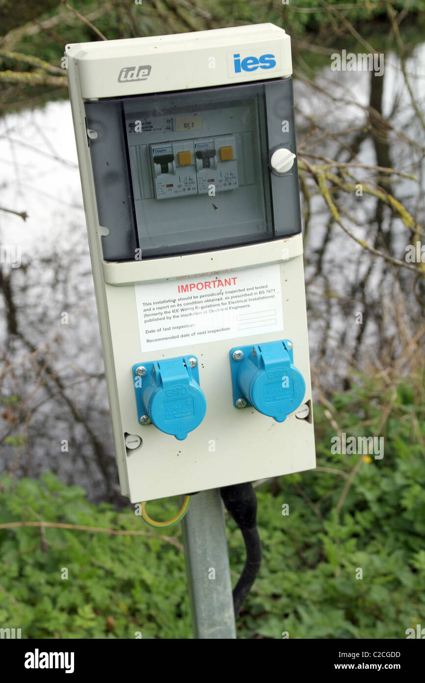 ENGLAND. ELECTRIC POINT FOR CARAVANS IN A CAMPSITE IN A FARM IN ...