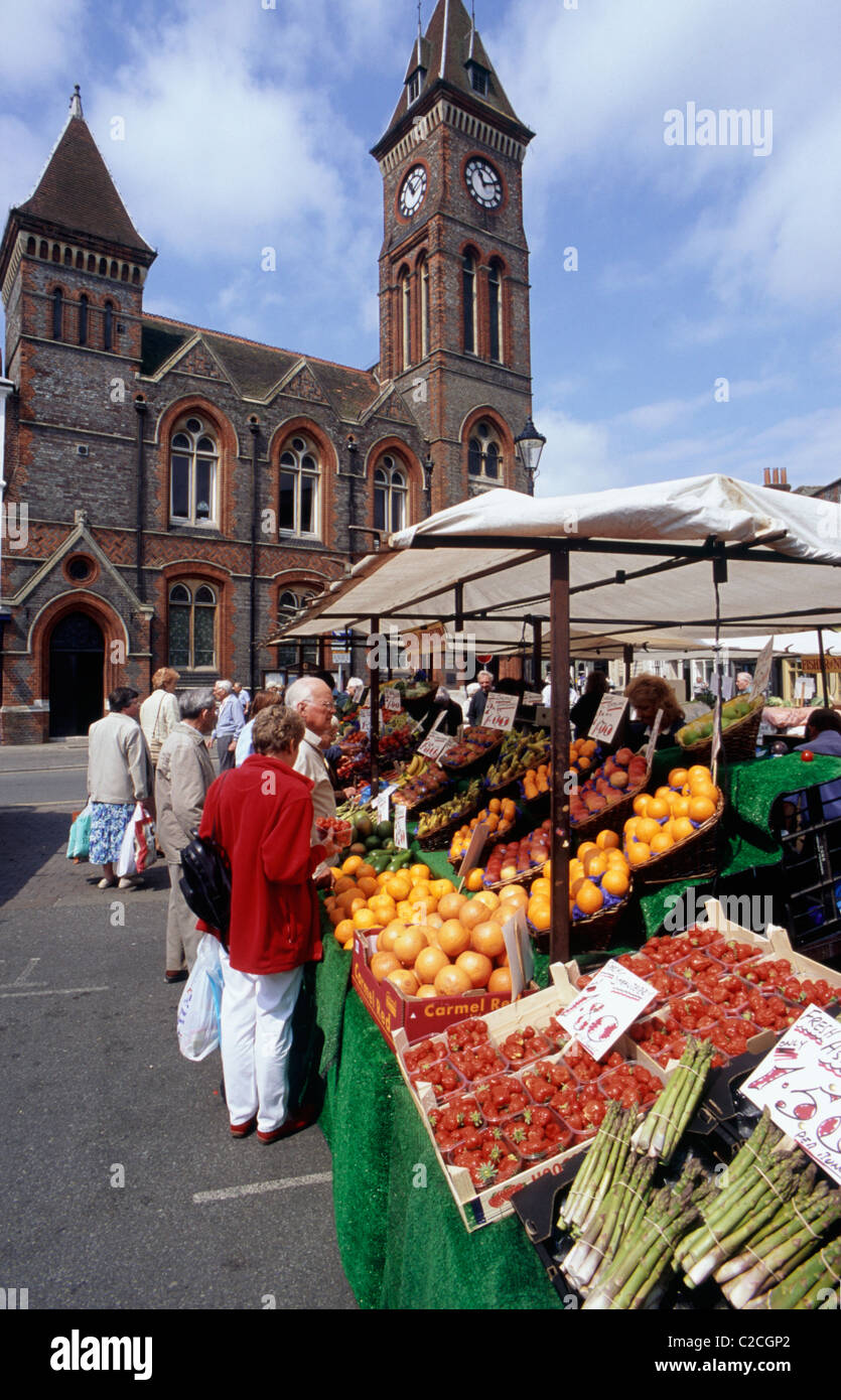 England berkshire newbury town hall hi-res stock photography and images ...