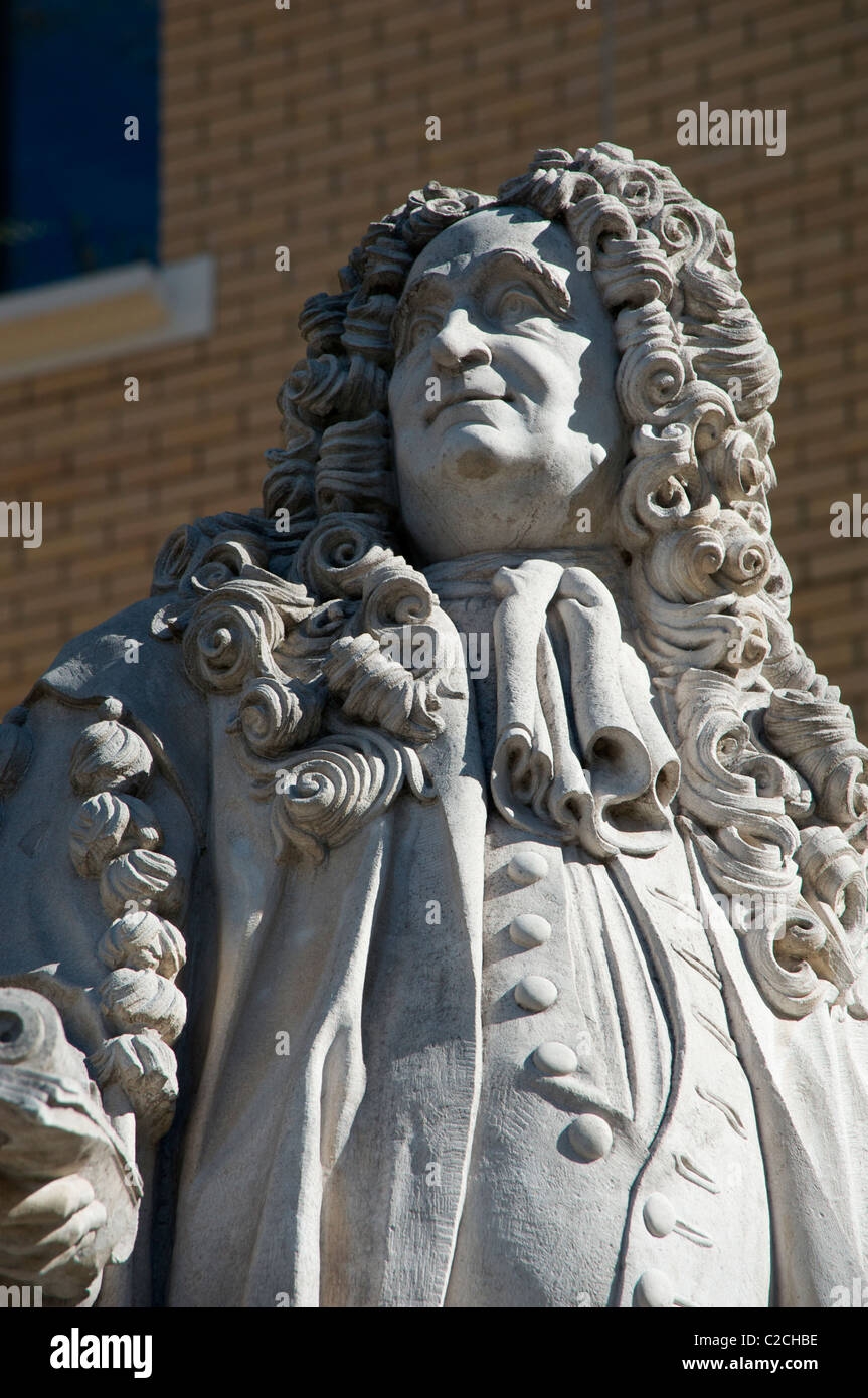 Statue of Sir Hans Sloane, Duke of York Square, Chelsea, London ...