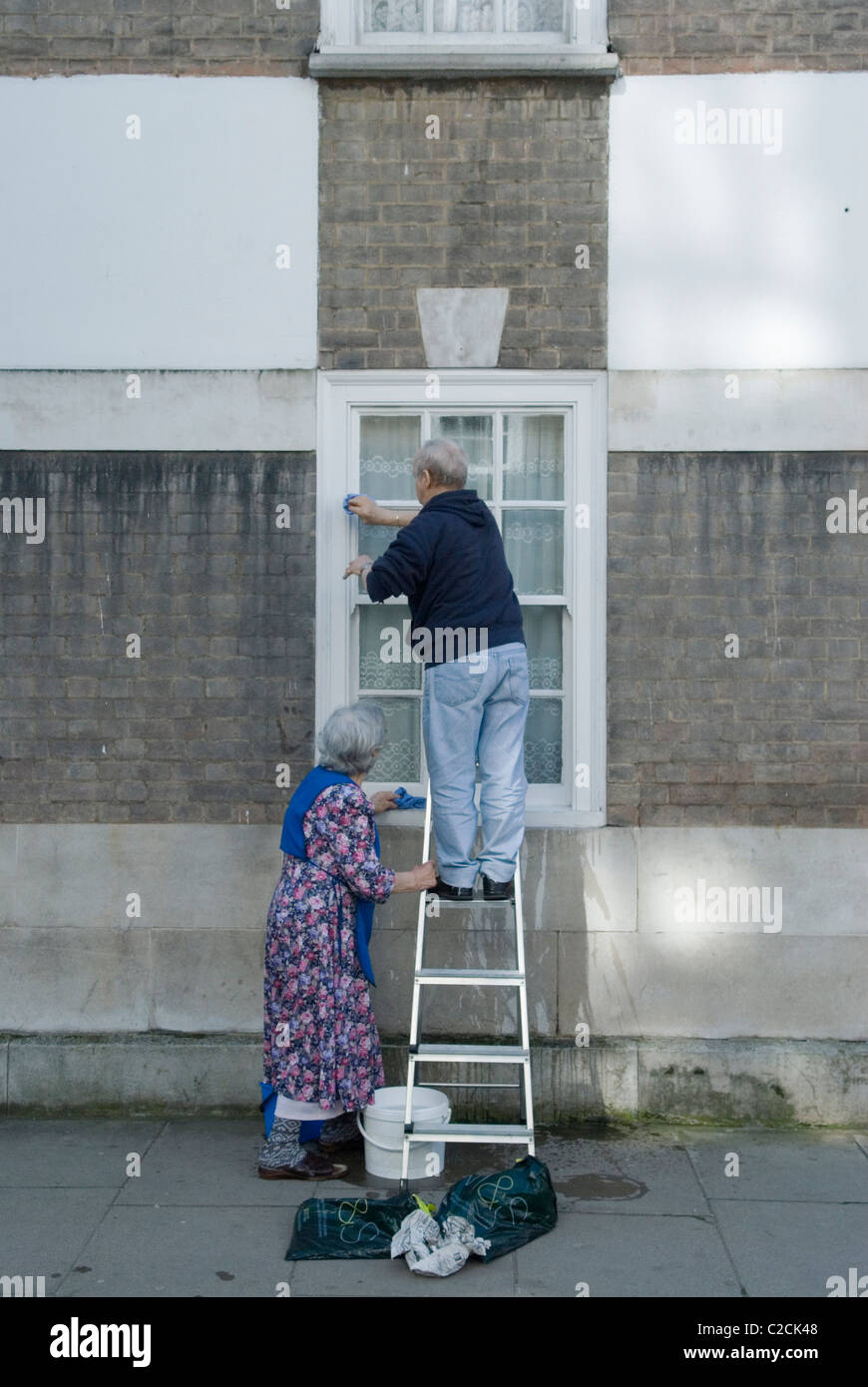 Help helping others hi-res stock photography and images - Alamy