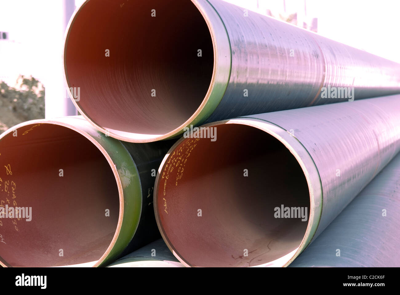 Pipe rack hi-res stock photography and images - Alamy