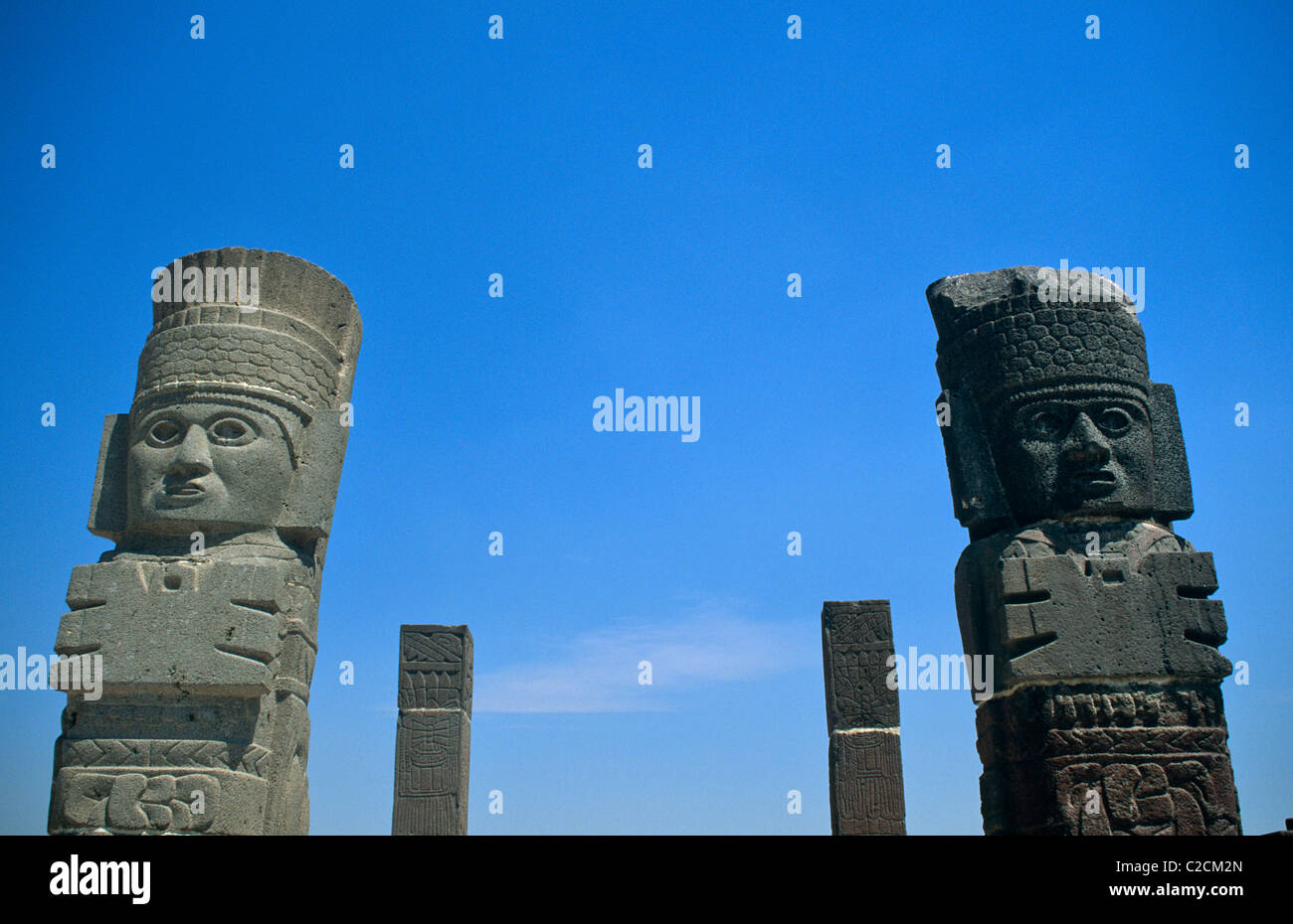 Los atlantes hi-res stock photography and images - Alamy