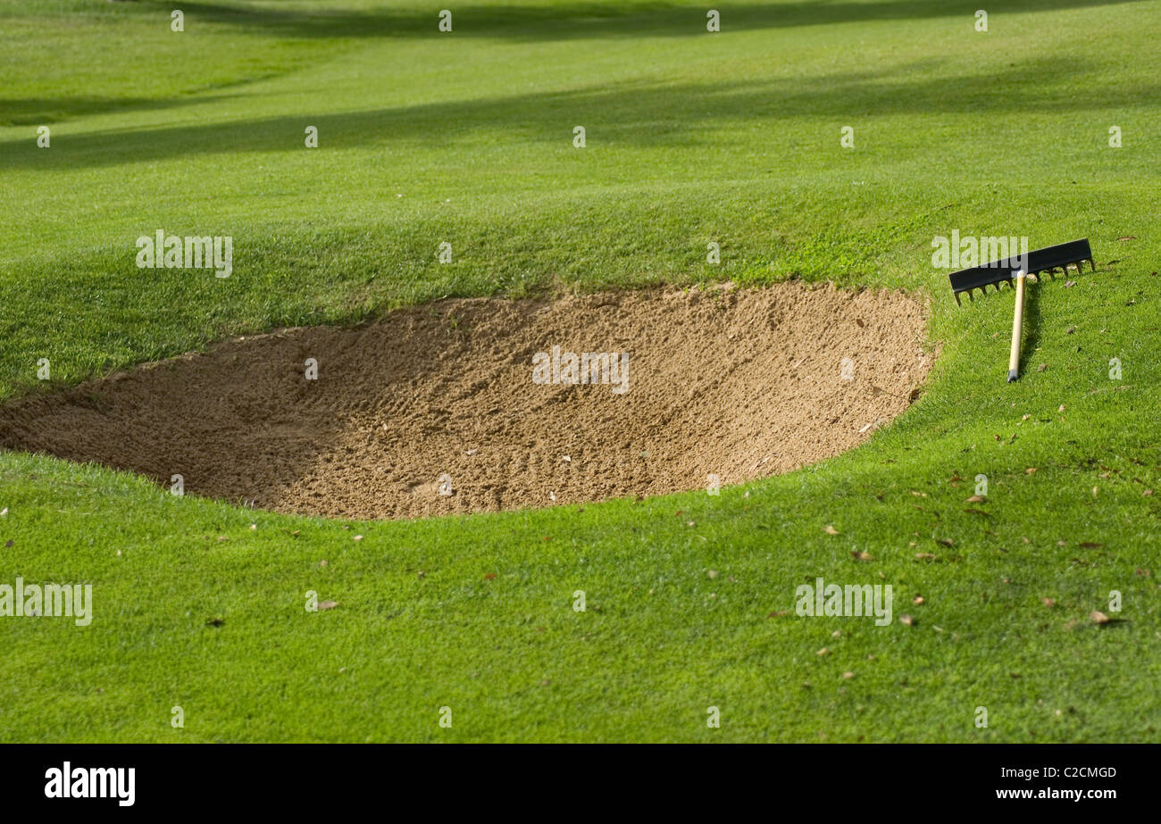 Golf cart maintenance hi-res stock photography and images - Alamy