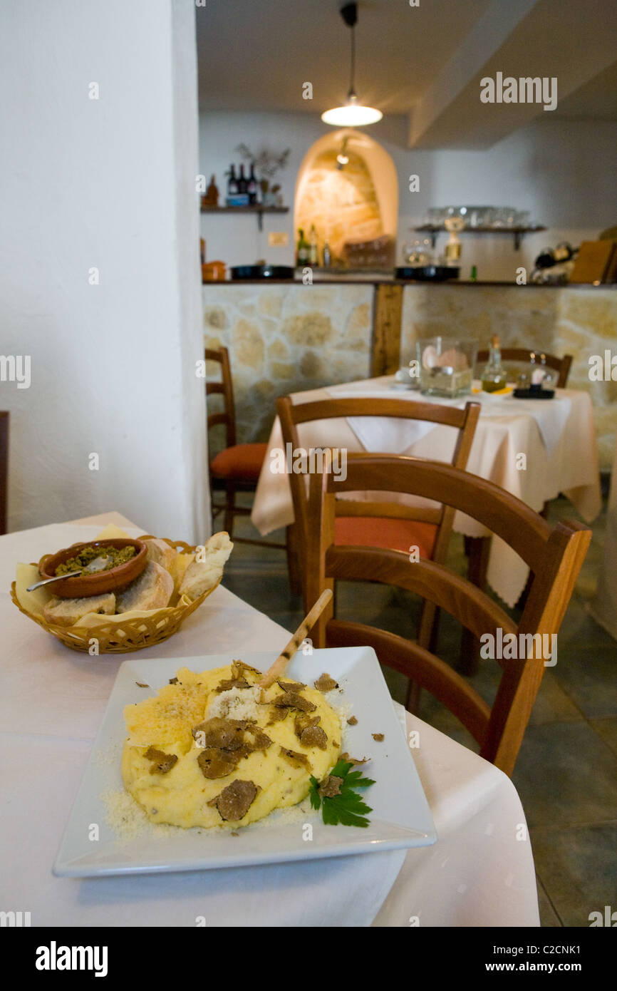 Motovun truffles hi-res stock photography and images - Alamy
