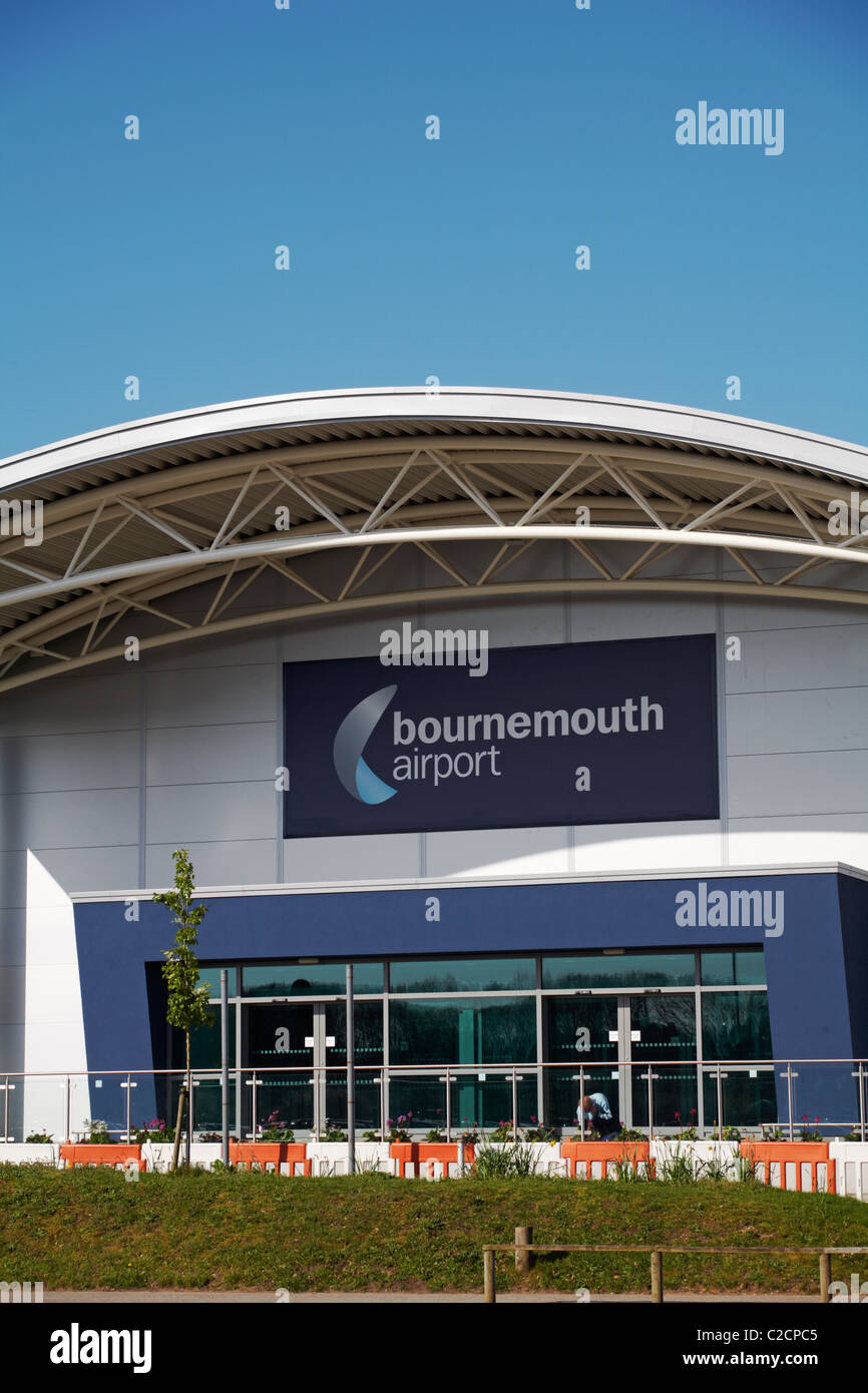 Bournemouth airport the hi-res stock photography and images - Alamy