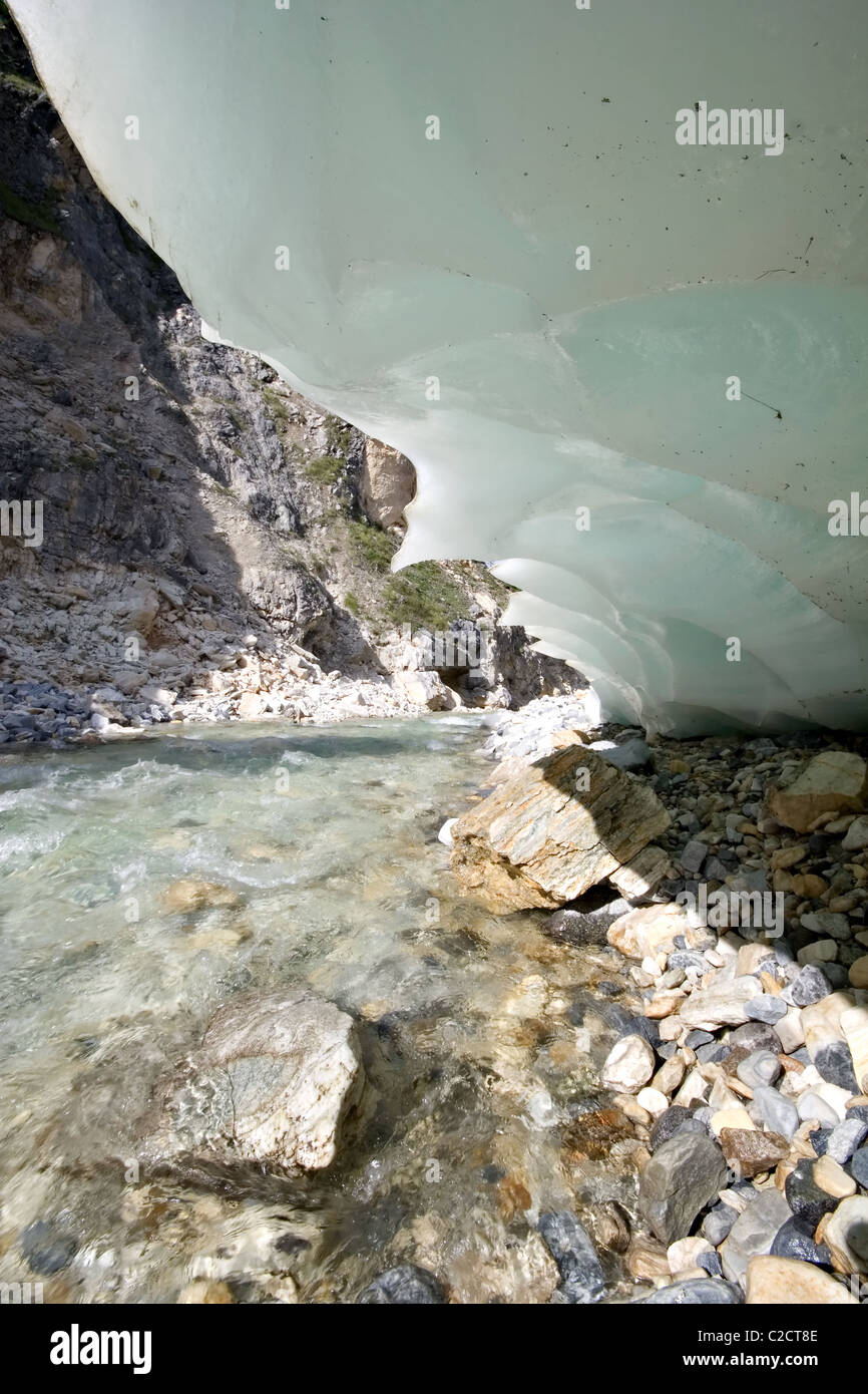 Glacier bank hi-res stock photography and images - Alamy
