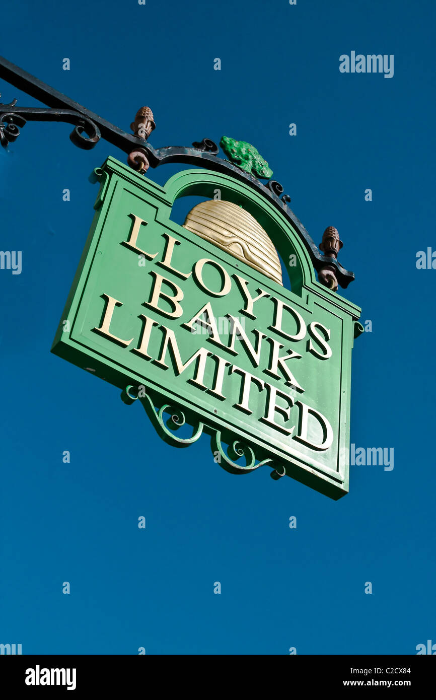 Lloyds bank logo icon hi-res stock photography and images - Alamy