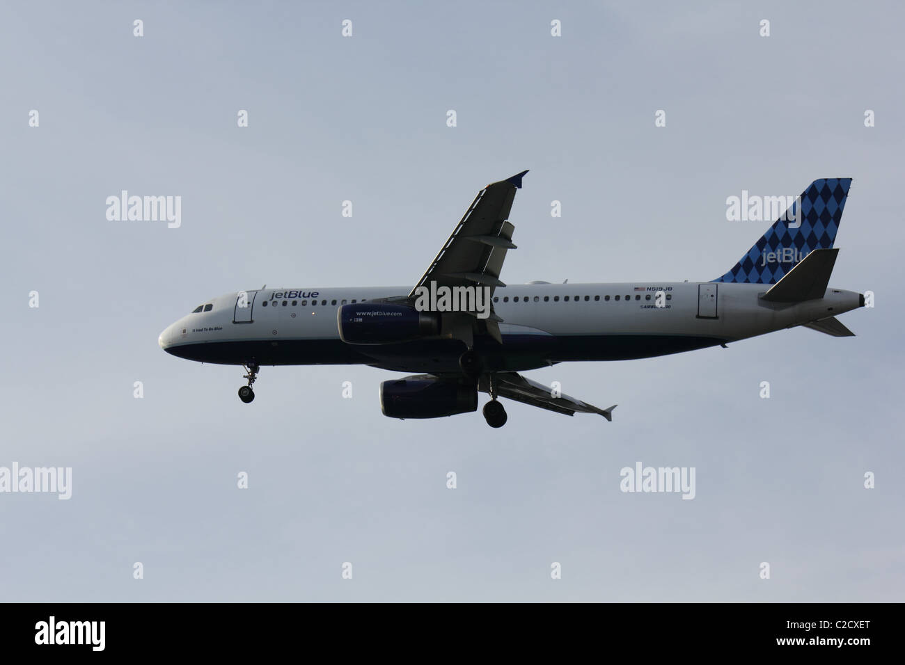JetBlue Airways Airbus A320-200 with landing gear deployed on final ...