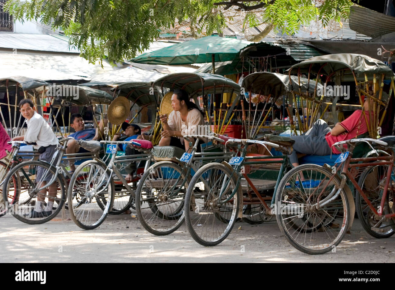 Myanmar rickshaw taxi driver hi-res stock photography and images - Alamy